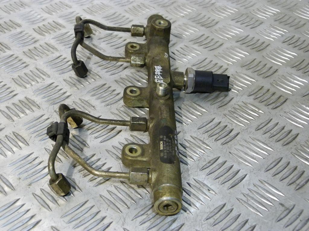 Vstrekovacia lišta (rampa) + snímač tlaku Citroen Xantia, Evasion ...