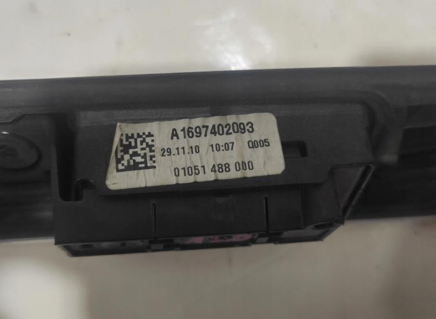 lišta dveří kufra MERCEDES W169 1697402093 | EkoDily.cz