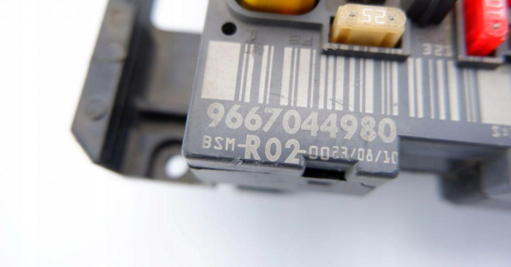 Modul BSM PEUGEOT 5008 I 1 9667044980 R02: | EkoDiely.sk