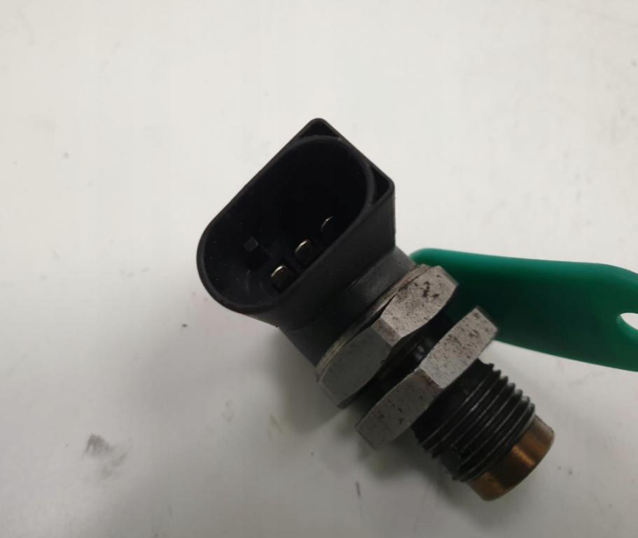 BMW E87 2.0 D Snímač paliva ventil: 0281002497 | EkoDiely.sk