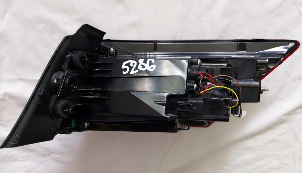 světlo zadní levá strana RENAULT MEGANE IV 265558986R | EkoDily.cz