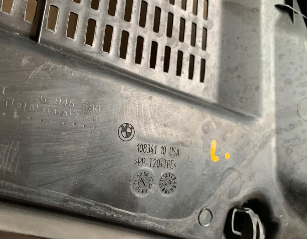 BMW E70 E71: torpédo, plast pod čelní okno-pravé, levé - 6945584 ...