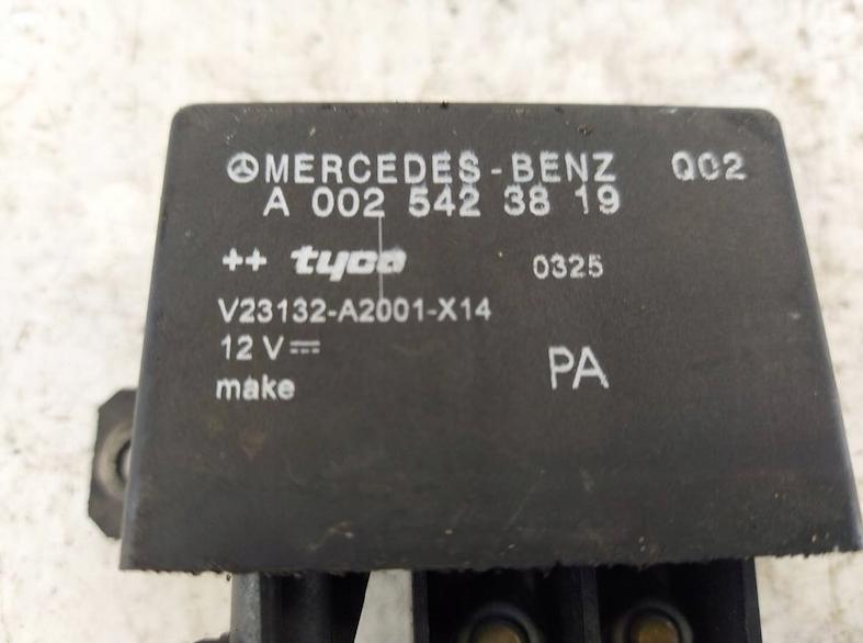 relé-svíček žhavení: MERCEDES W211 2.2CDI A0025423819 | EkoDily.cz