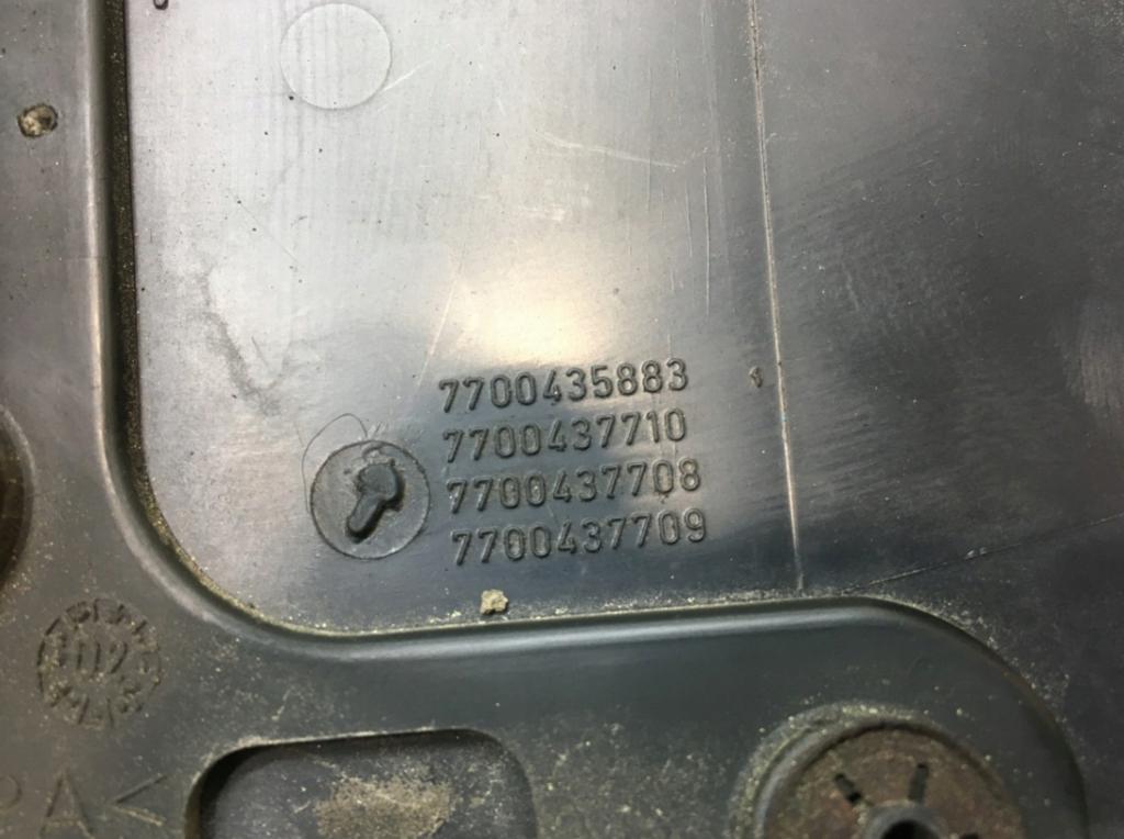 dvierka nádrže paliva: Renault Scenic I FL 1.9DCI 7700435883 | EkoDiely.sk