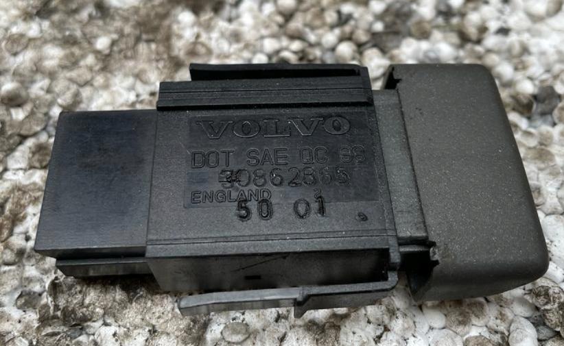 VOLVO V40 přepínač světel nouzových 30862865 | EkoDily.cz