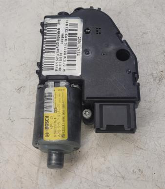 motorek střešního okna AUDI A4 A5 Q5 8R0959591A | EkoDily.cz