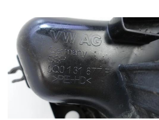 Nádržka AD BLUE ADBLUE: SKODA OCTAVIA GOLF VII 5Q0131877F | EkoDiely.sk