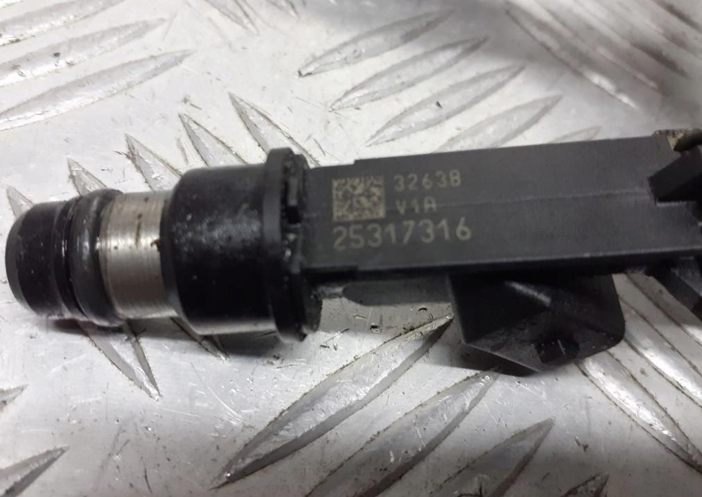 lišta vstřikovací OPEL ASTRA G II 1.6 25317316 | EkoDily.cz