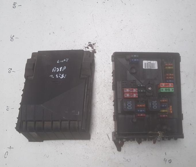 AUDI A3 8P LIFT 1.4 TFSI skříňka poistková | EkoDily.cz