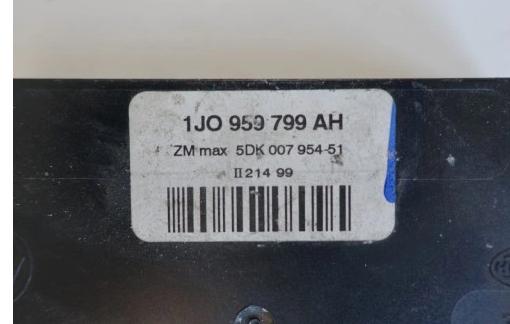 modul komfortu 1JM907291 - 1J0959799AH NEW BEETLE | EkoDily.cz