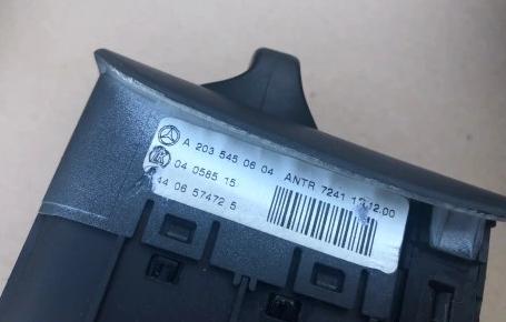 přepínač světel MERCEDES W203 A2035450604 | EkoDily.cz