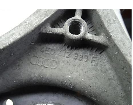 4E0412383F AUDI A8 D3 Uchytenie tlmiča | EkoDiely.sk