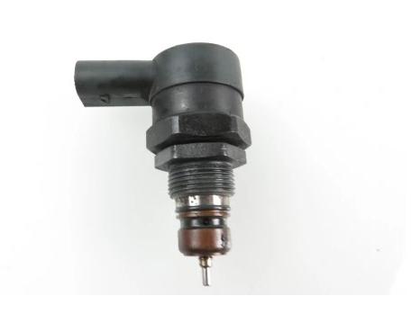 Regulátor tlaku paliva MERCEDES W211 A6110780449 | EkoDiely.sk