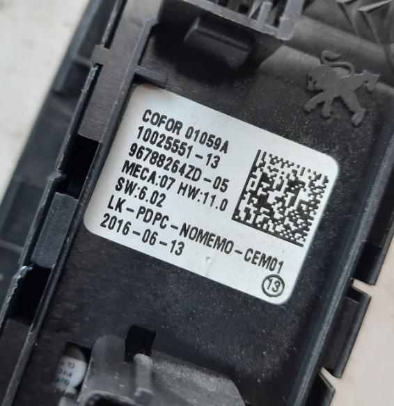 Peugeot 308 II T9 Přepínač oken zpětných zrcátek 96788264ZD | EkoDily.cz