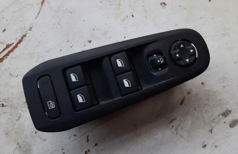 Peugeot 308 II T9 Přepínač oken zpětných zrcátek 96788264ZD | EkoDily.cz