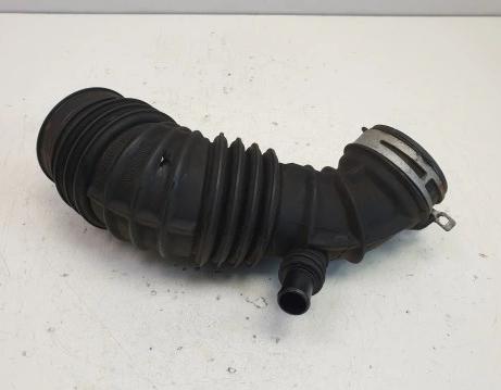 trubka vzduchu 2.2D4D AVENSIS T25 VERSO 17880-0R010 | EkoDily.cz