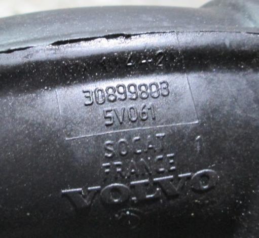 trubka Sací vzduchu VOLVO V40 S40 1.9 DTI 30899803 | EkoDily.cz