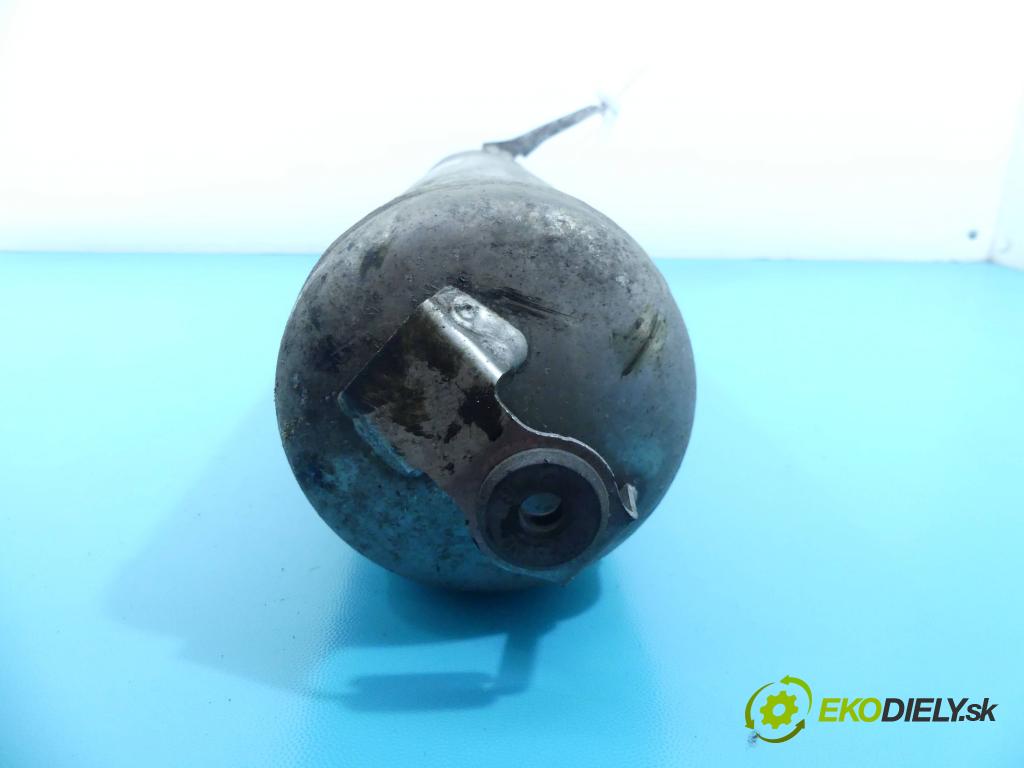 Vw Touareg 2002-2010 5.0 tdi 313 HP automatic 230 kW 4921 cm3 5- Nádrž ...