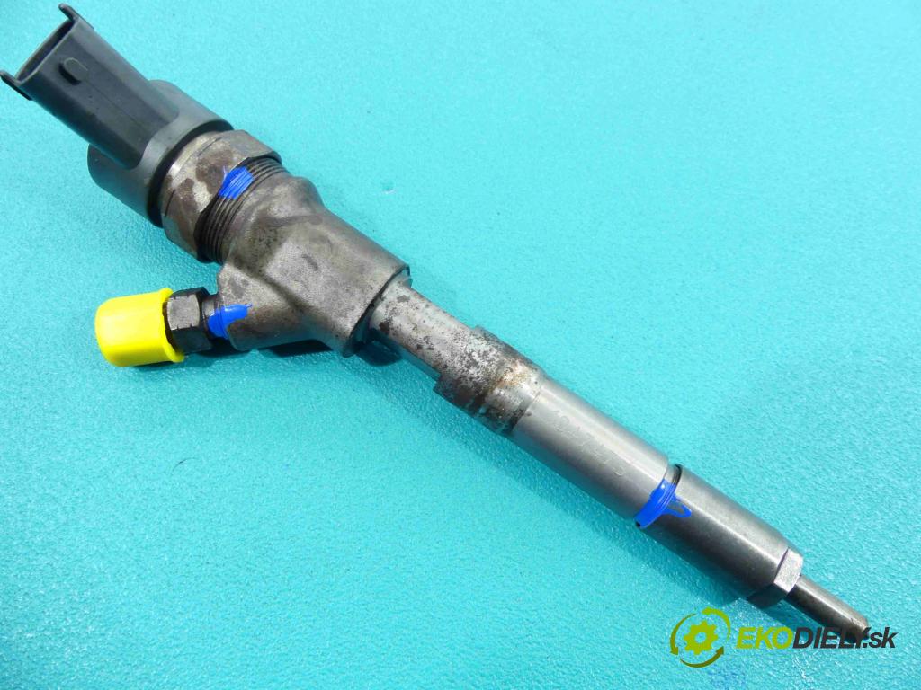 Toyota Yaris II 2005-2011 1.4 D4D 90 hp manual 66 kW 1364 cm3 3 ...