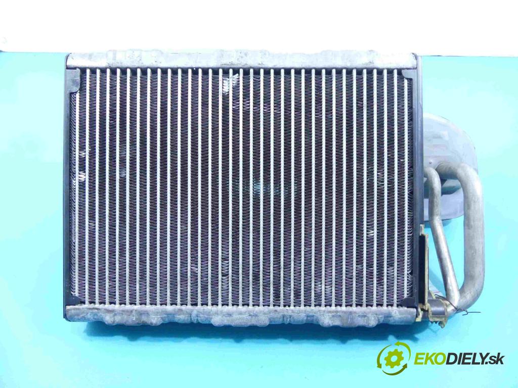 Bmw 5 f10 2010-2017 3.0d 204 hp automatic 150 kW 2993 cm3 5- radiátor ...