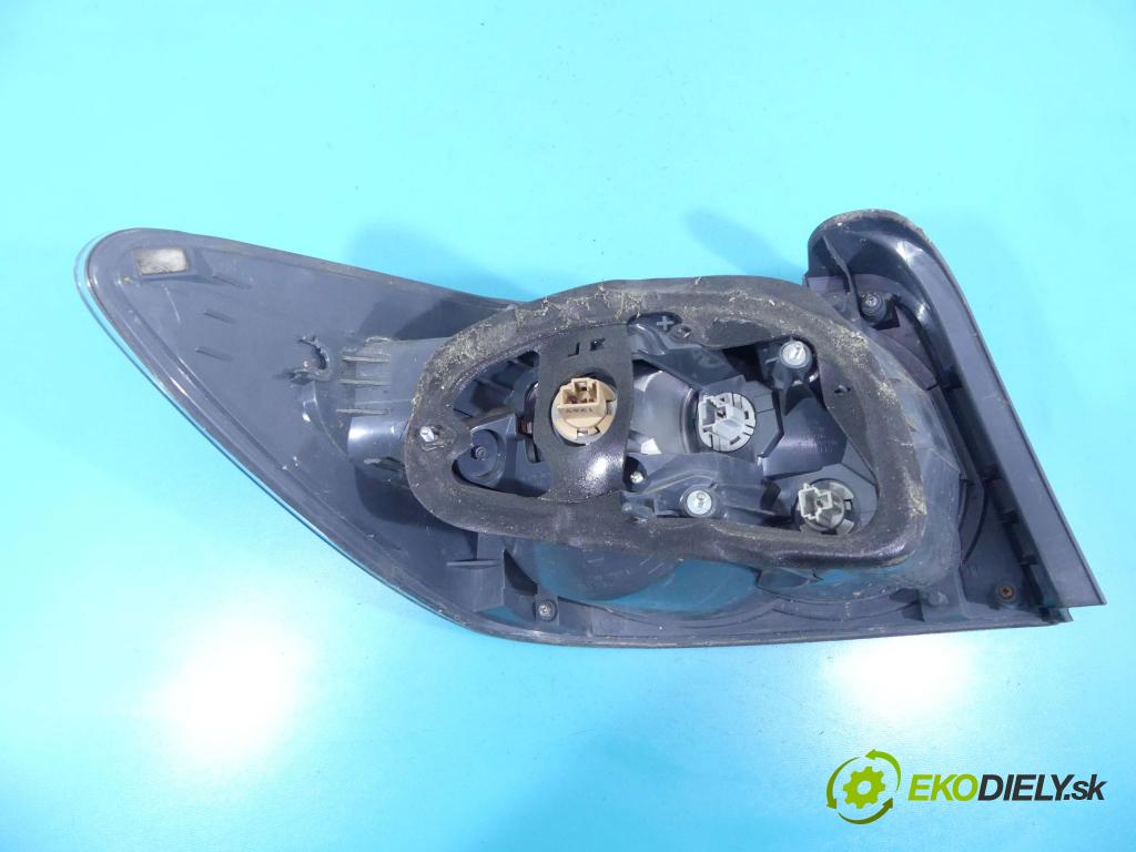 Mazda Cx-7 2.3 T 260 hp manual 191 kW 2261 cm3 5- světlo zadní pravé ...