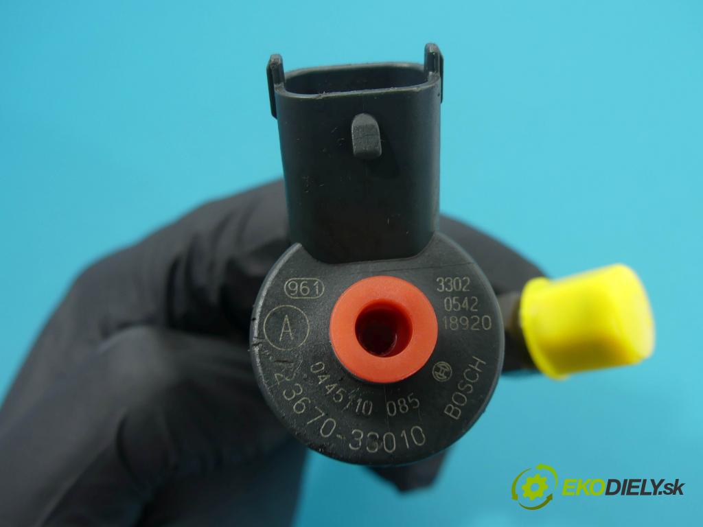 Toyota Yaris verso 1.4 D4D 75 hp manual 55 kW 1364 cm3 5- vstřikovač ...