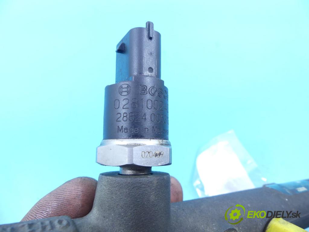 Hyundai Accent II 1999-2005 1.5 crdi 82 HP manual 60 kW 1499 cm3 5 ...