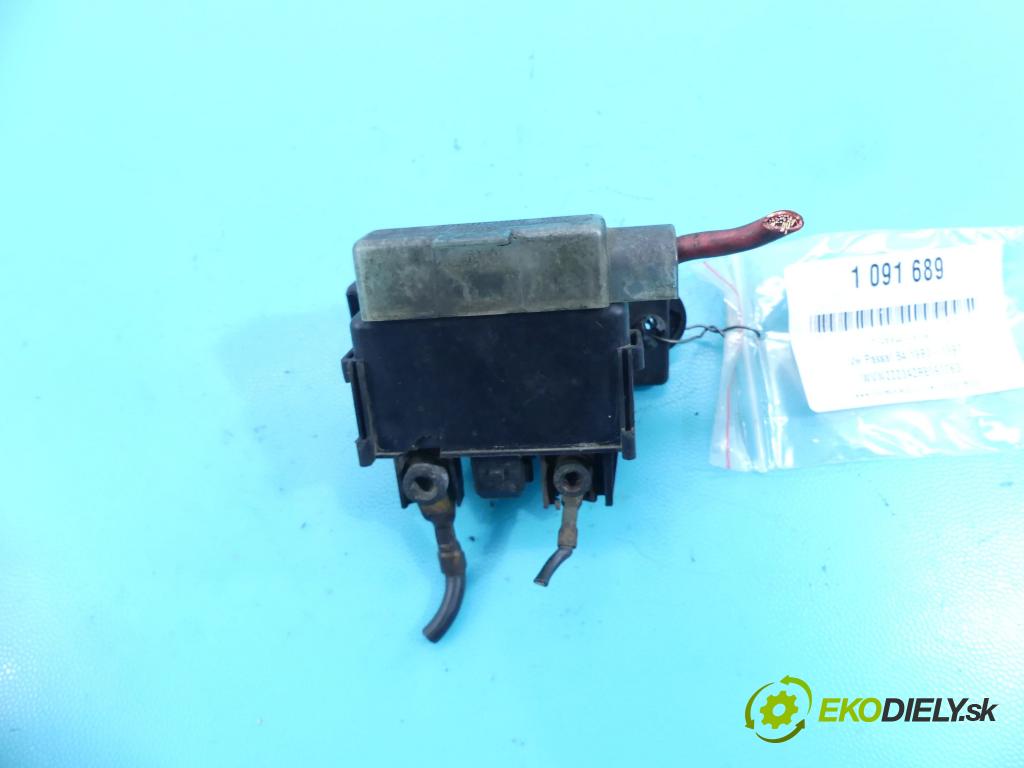 Vw Passat B4 1993-1997 1.9 tdi 90 HP manual 66 kW 1896 cm3 5- Relé ...