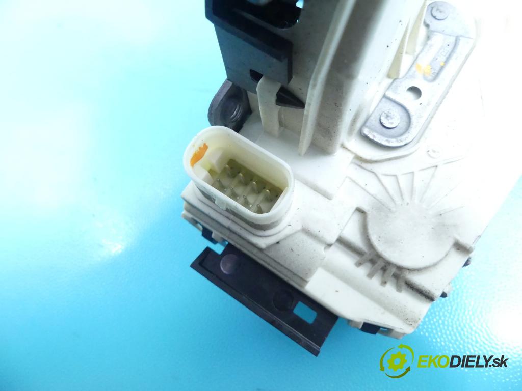 Mercedes C W204 2007-2014 3.0 cdi V6 224 hp automatic 165 kW 2987 cm3 4 ...