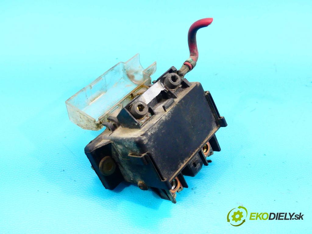 Vw Passat B4 1993-1997 1.9 tdi 110 HP manual 81 kW 1896 cm3 5- Relé ...