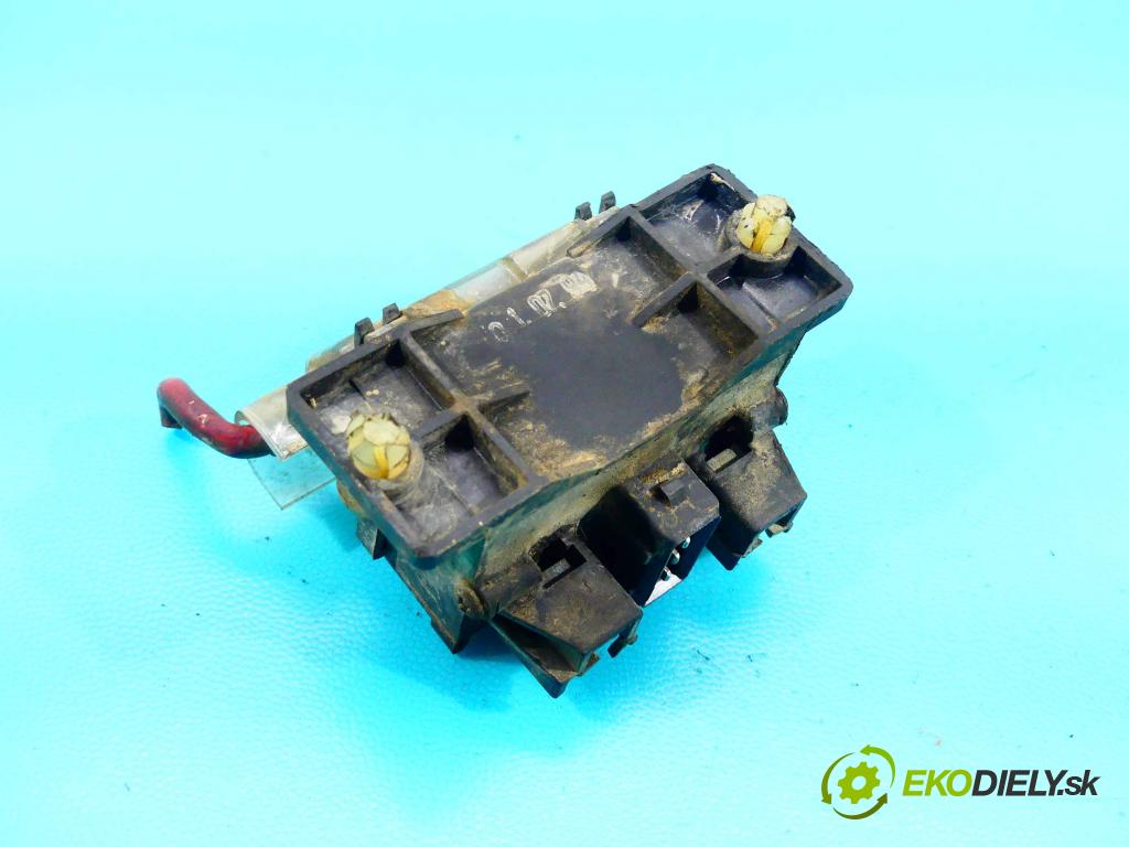 Vw Passat B4 1993-1997 1.9 tdi 110 HP manual 81 kW 1896 cm3 5- Relé ...