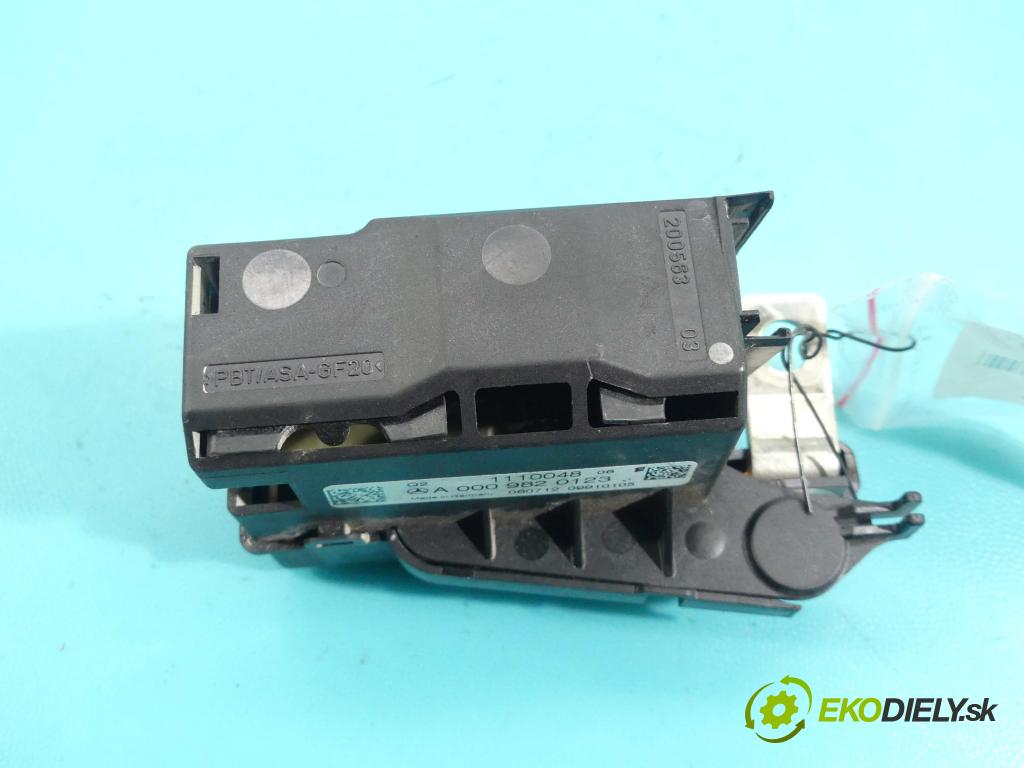 Mercedes ML W166 2011-2015 3.5 V6 306KM automatic 225 kW 3498 cm3 5 ...