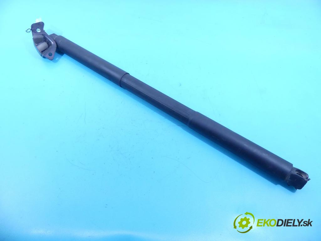 Mercedes ML W166 2011-2015 3.5 V6 306KM automatic 225 kW 3498 cm3 5 ...