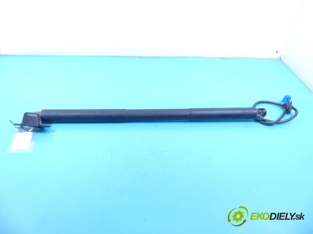 Mercedes ML W166 2011-2015 3.5 V6 306KM automatic 225 kW 3498 cm3 5 ...