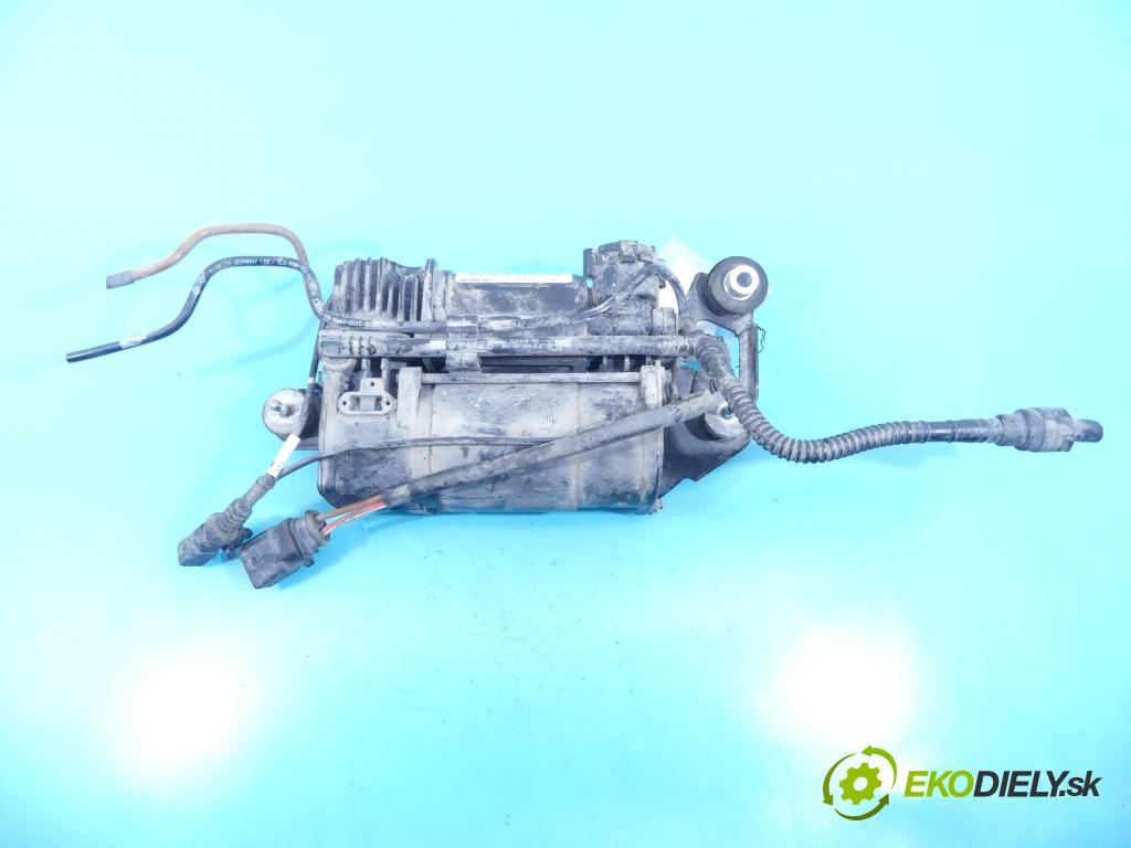 Vw Touareg I 2002-2010 4.2 B V8 310 hp automatic 228 kW 4172 cm3 5 ...