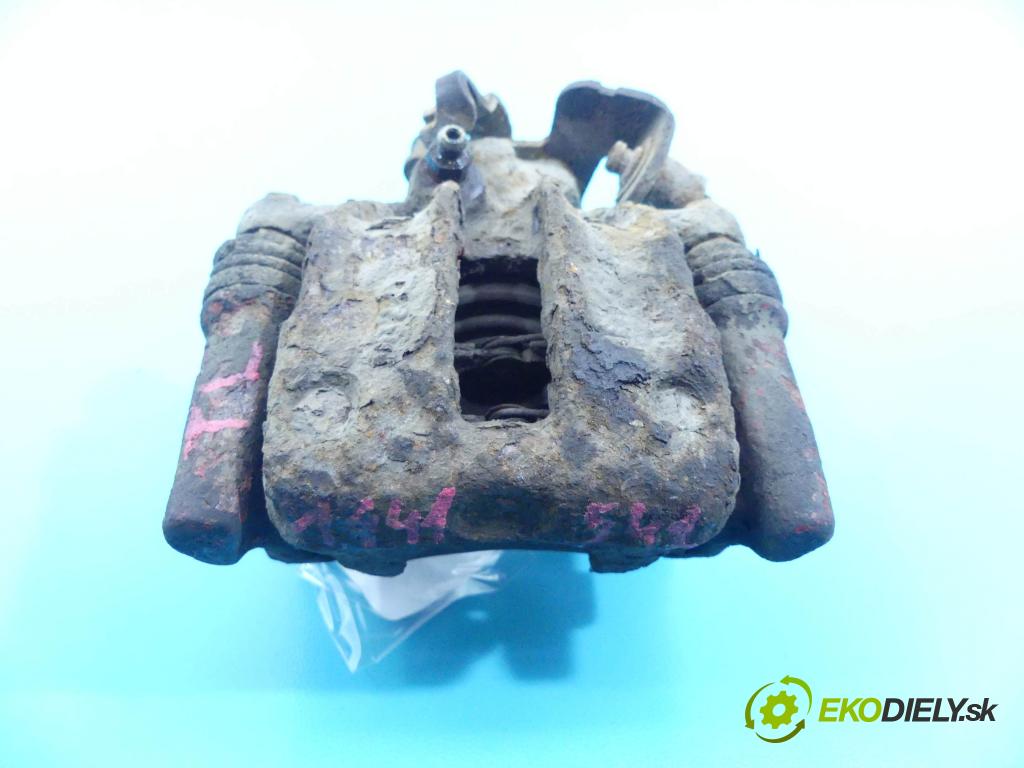 Audi 80 B4 1991-1994 1.9 tdi 90 hp manual 66 kW 1896 cm3 5- brzdič ...