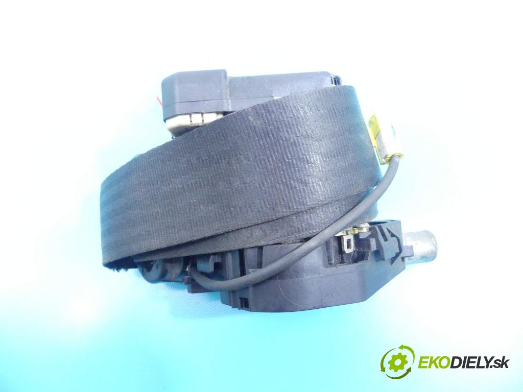 Fiat Stilo 1.6 16V 103 hp manual 76 kW 1596 cm3 5- stěna bezpečnost ...