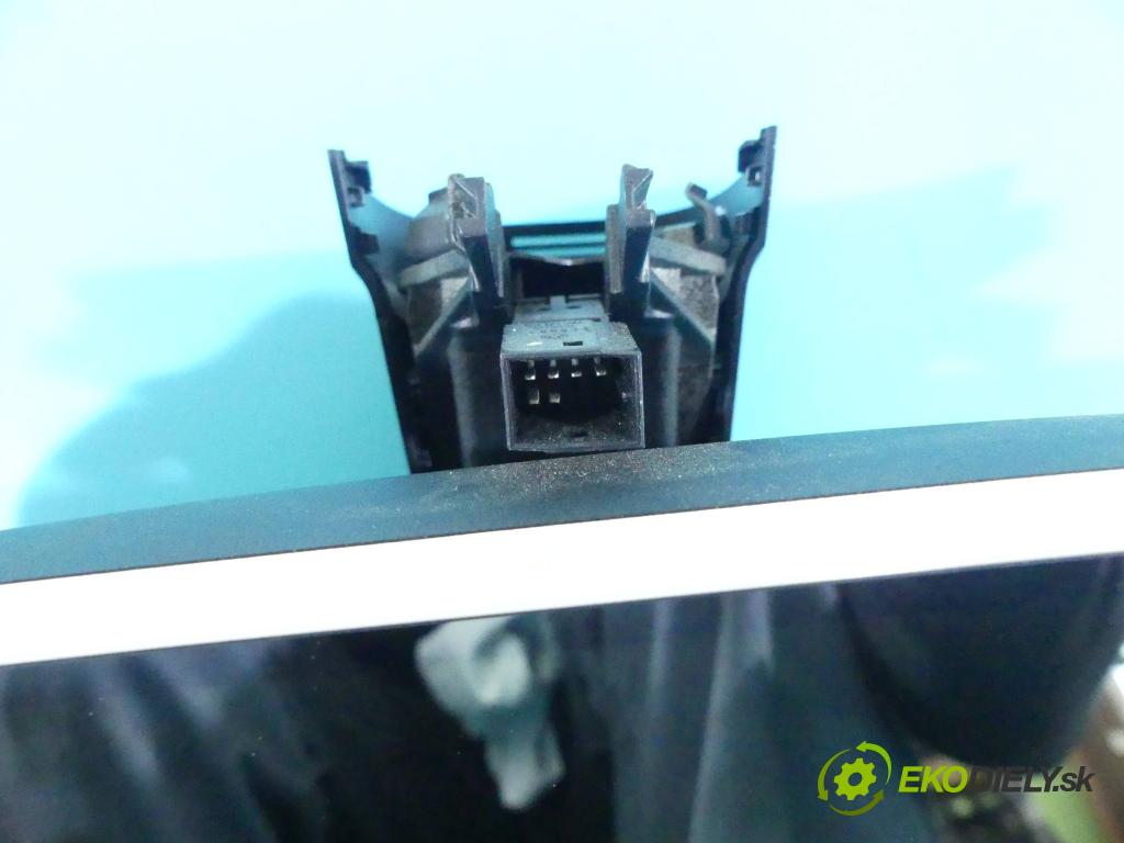 Vw Passat B8 2014 - 2.0 tdi 150 HP automatic 110 kW 1968 cm3 5- zrkadlo ...