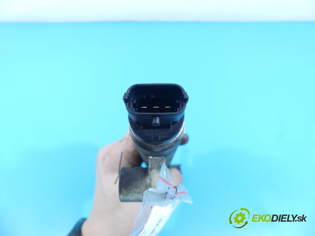 Chevrolet Epica 2.0 VCDi: 150 HP manual 110 kW 1991 cm3 4- lišta ...