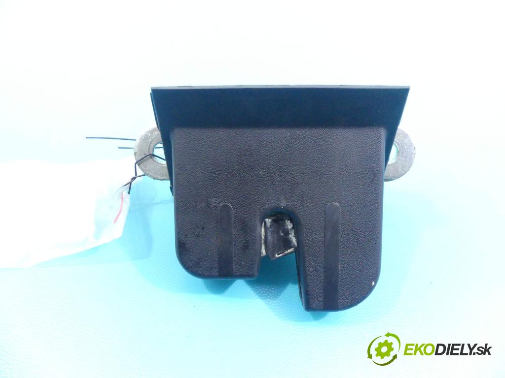 Seat Leon II 2005-2012 1.9 TDI 105 hp manual 77 kW 1896 cm3 5- zámek ...