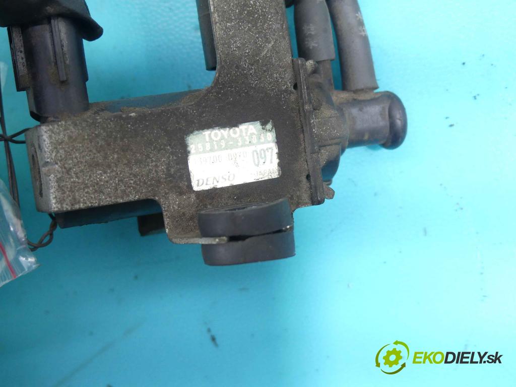 Toyota Corolla E12 2001-2009 1.4 D4D 90 hp manual 66 kW 1364 cm3 5 ...
