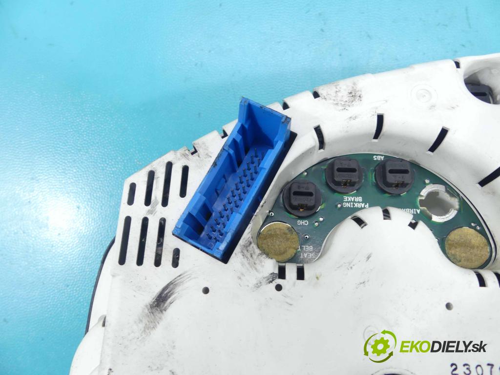 Audi A4 B5 1994-2001 1.9 tdi 90 hp manual 66 kW 1896 cm3 5- Přístrojová ...