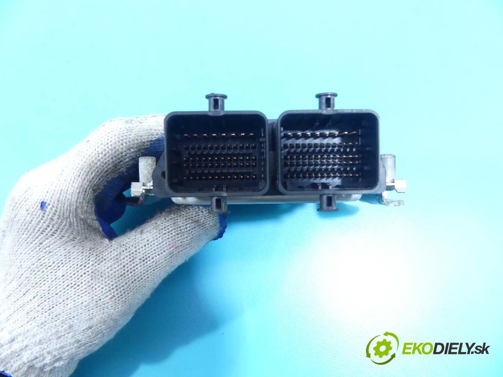 Suzuki Swift Mk7 2010-2017 1.2 16v 94 HP manual 69 kW 1242 cm3 5 ...