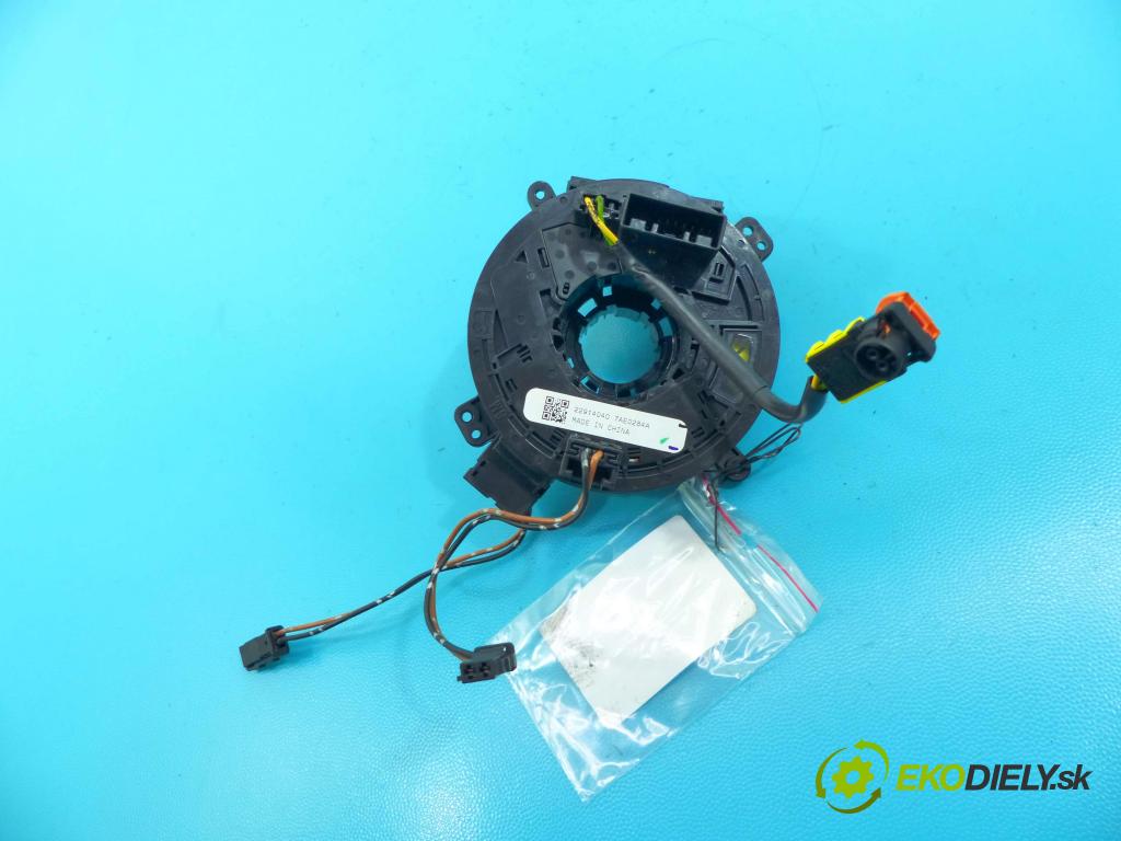 Opel Meriva B 2010-2017 1.4 T 120 HP manual 88 kW 1364 cm3 5- Páska ...