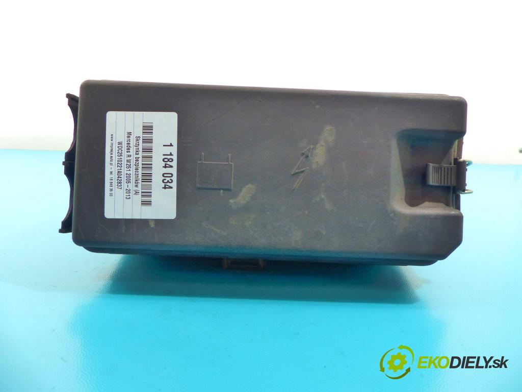 Mercedes R W251 2005-2013 3.0 CDI 224 hp automatic 165 kW 2987 cm3 5 ...