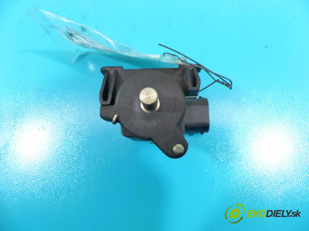 Mercedes A W168 1997-2004 1.7 cdi 60 hp manual 44 kW 1700 cm3 5- pedály ...