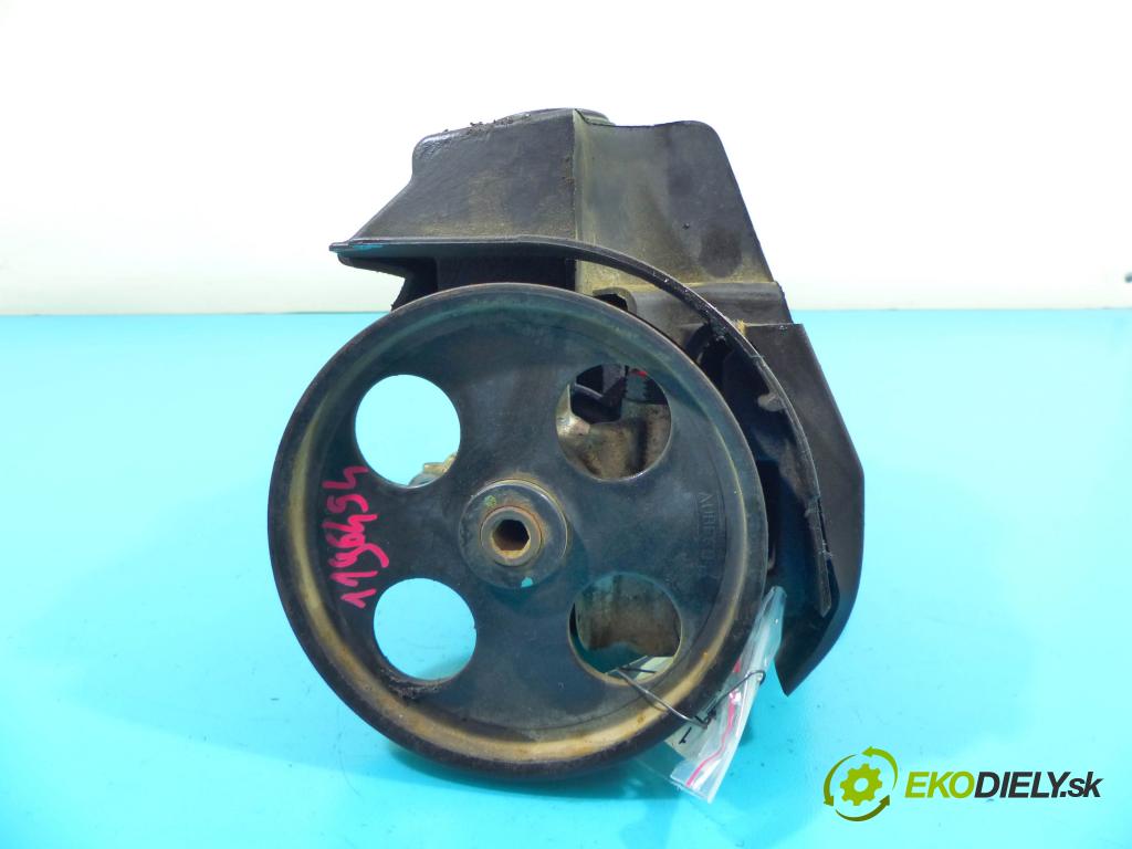 Peugeot 206 1.1 60 hp manual 44,1 kW 1124 cm3 5- čerpadlo posilovač ...