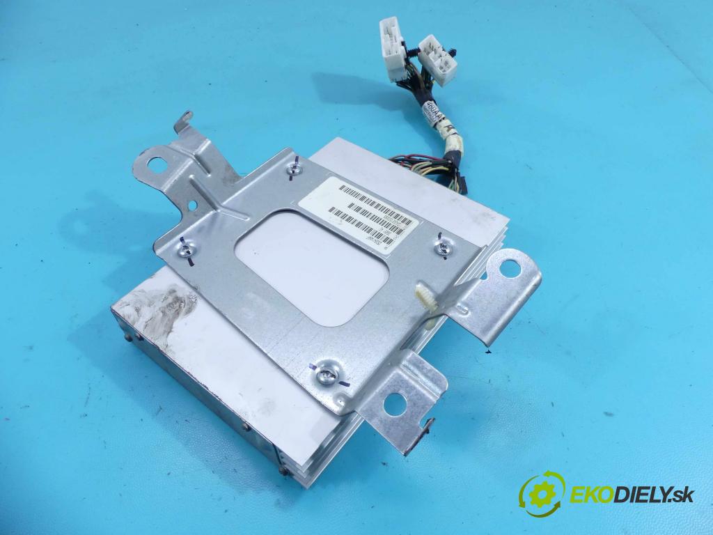 Chrysler Sebring III 2006-2010 2.0 CRD 140 HP manual 103 kW 1968 cm3 4- Zesilovač: VP7C1F-18B849 ...