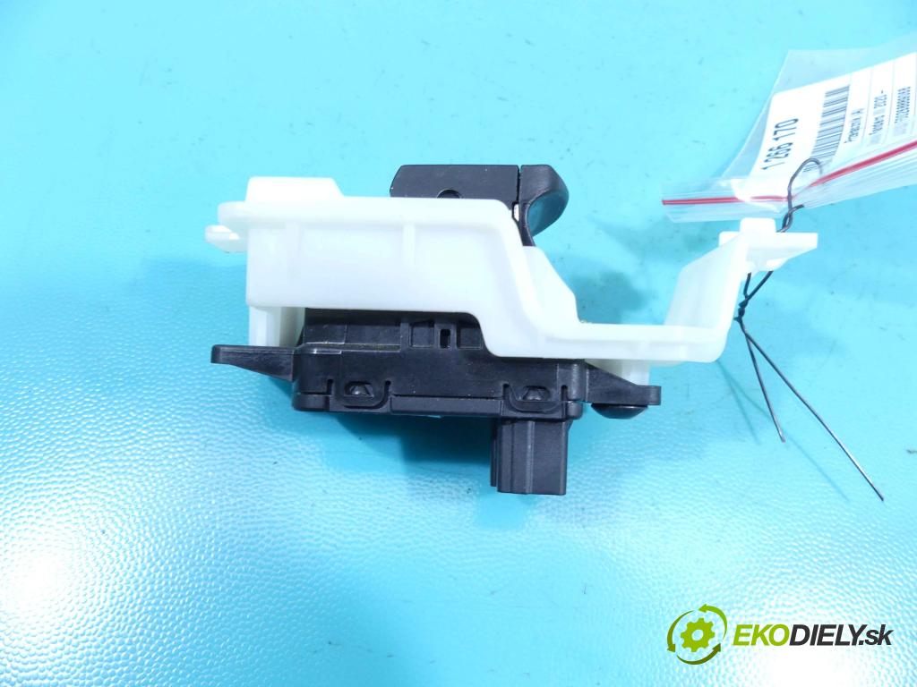 Dacia Sandero III 2020- 1.0 Tce 90 HP automatic 66 kW 999 cm3 5 ...