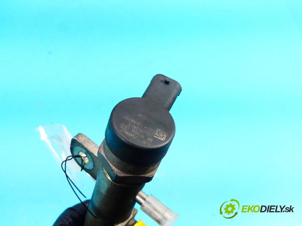 Opel Vectra C 2002-2008 1.9 cdti 120 HP manual 88 kW 1910 cm3 5- lišta ...